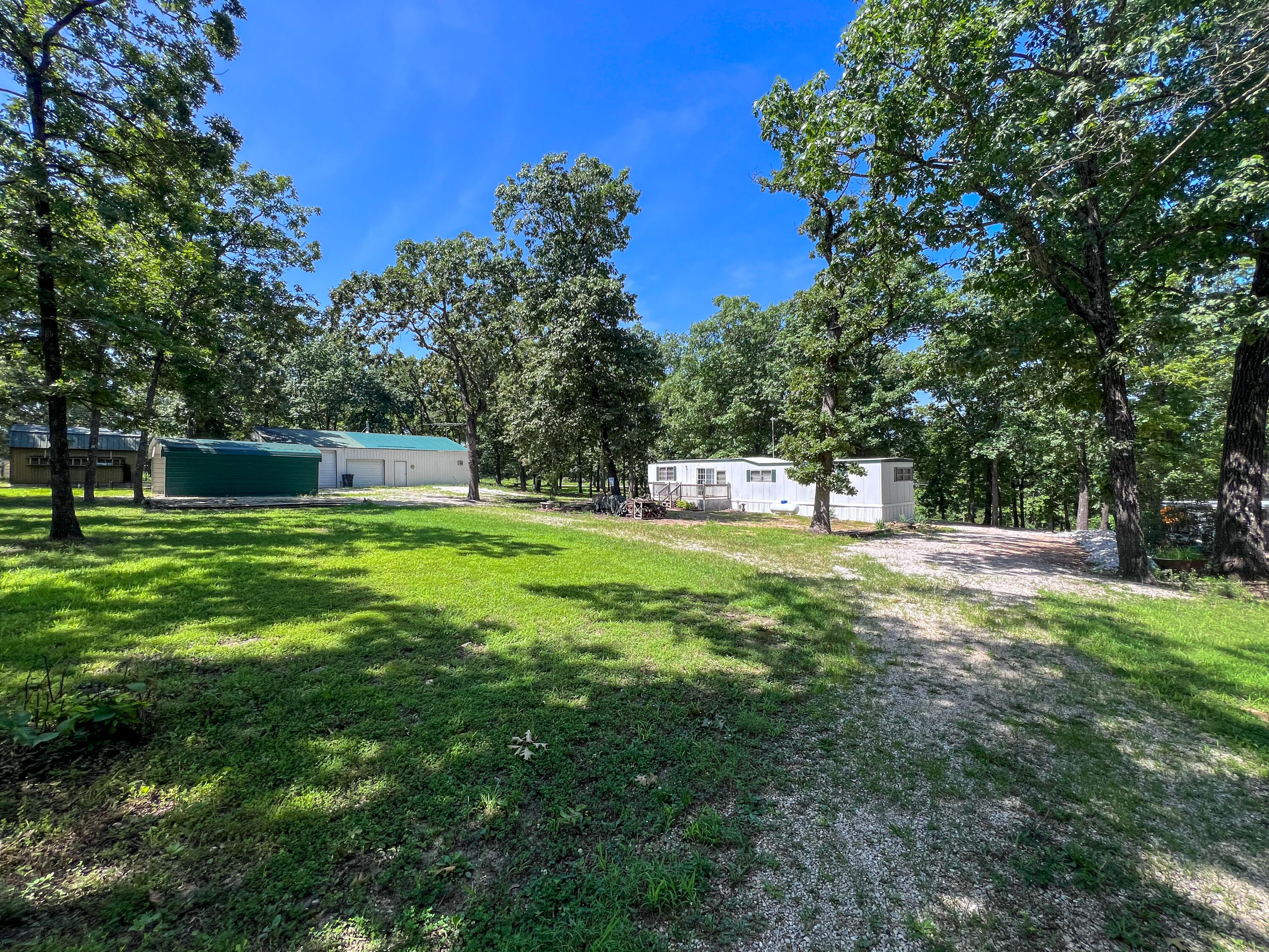 Pittsburg MO Home for Sale 24480 County Road 255 MLS # 60290793